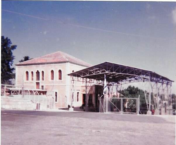 The Early Days – ED HILL TOURS